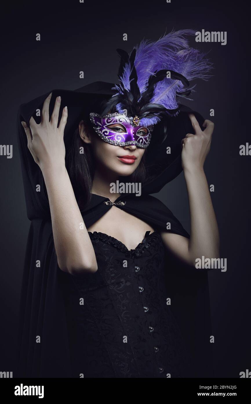 Dark mask hi-res stock photography and images - Alamy