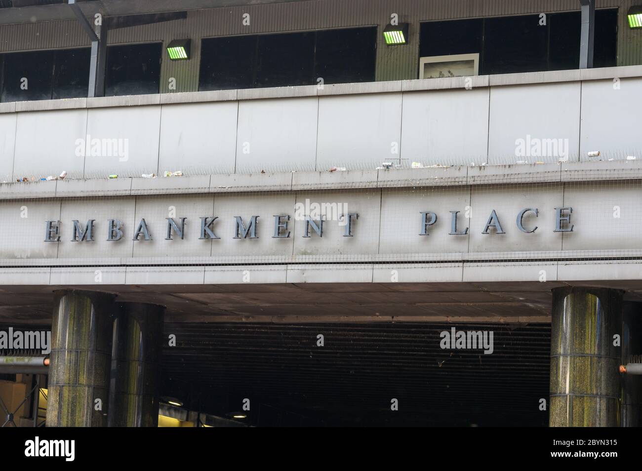 Embankment place hi-res stock photography and images - Alamy