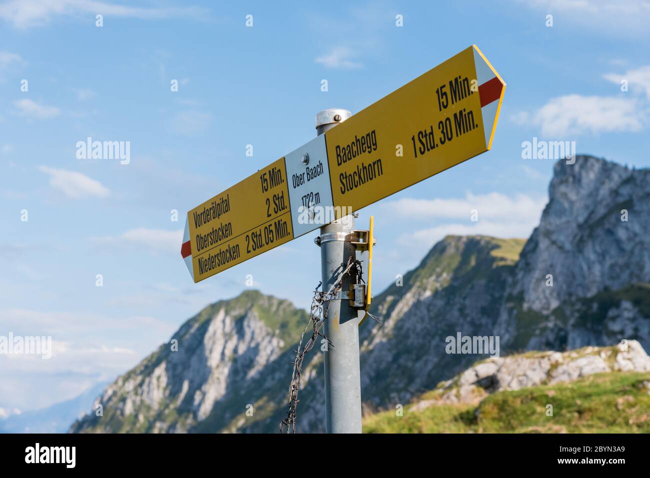 Bernese oberland hiking hi-res stock photography and images - Alamy