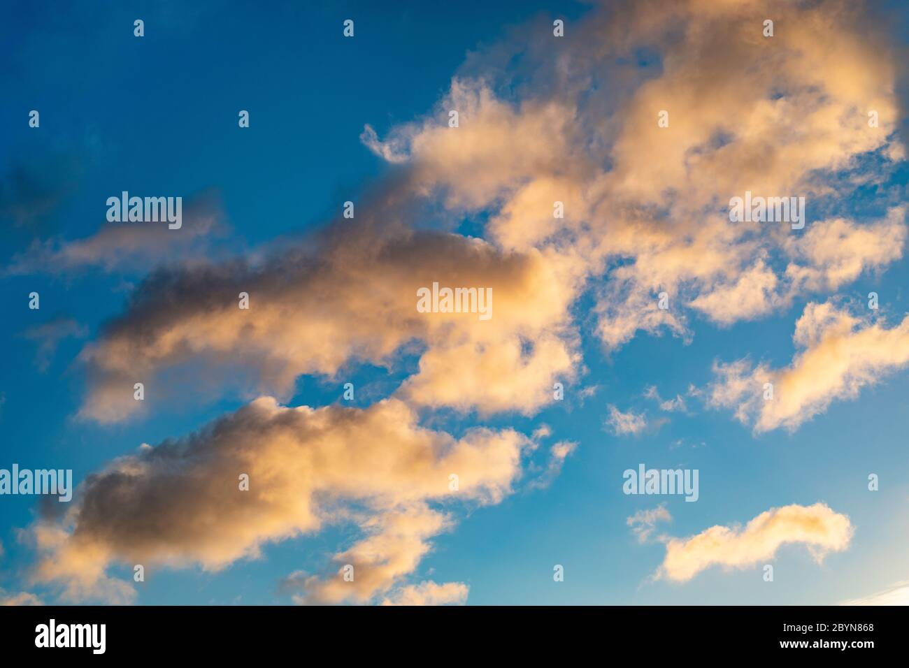 Golden clouds hi-res stock photography and images - Alamy