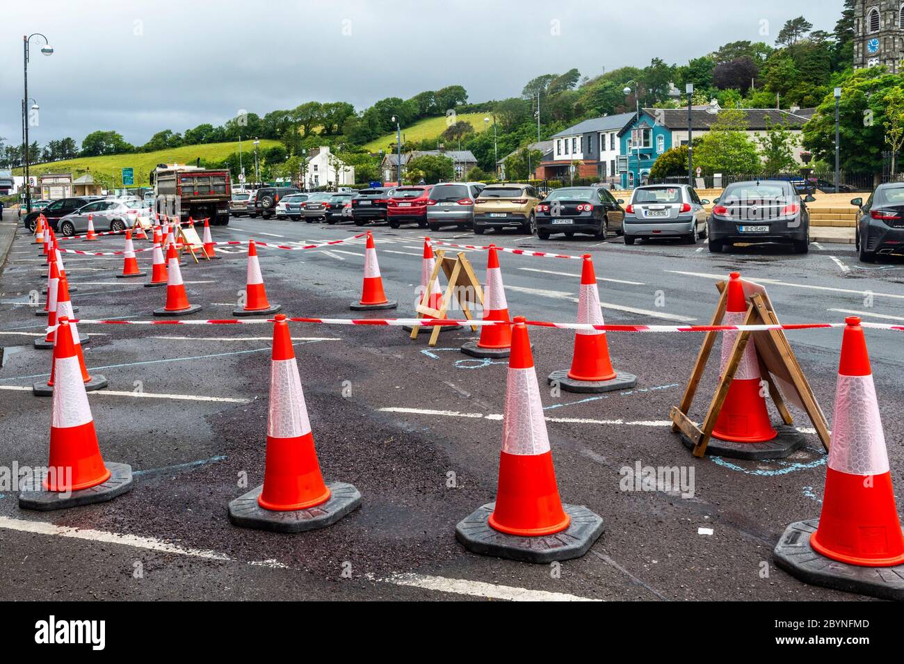 Covid 19 signs hi-res stock photography and images - Alamy