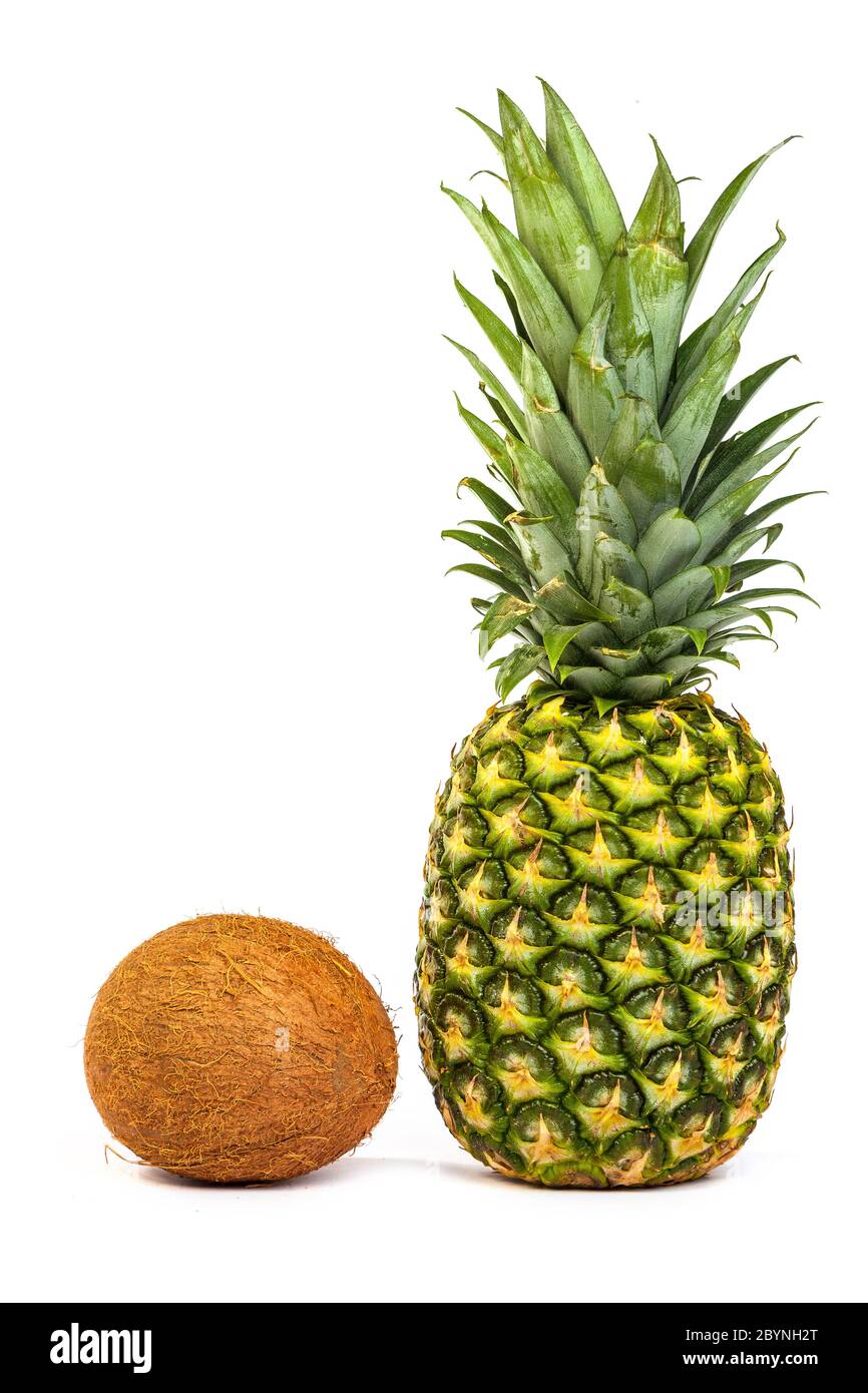 Single pineapple isolated on white Stock Photo - Alamy