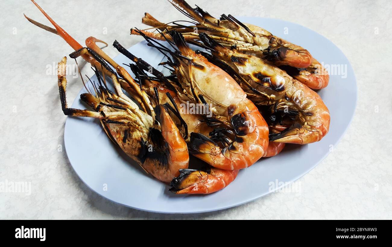 grilled giant river prawn thai food Stock Photo - Alamy