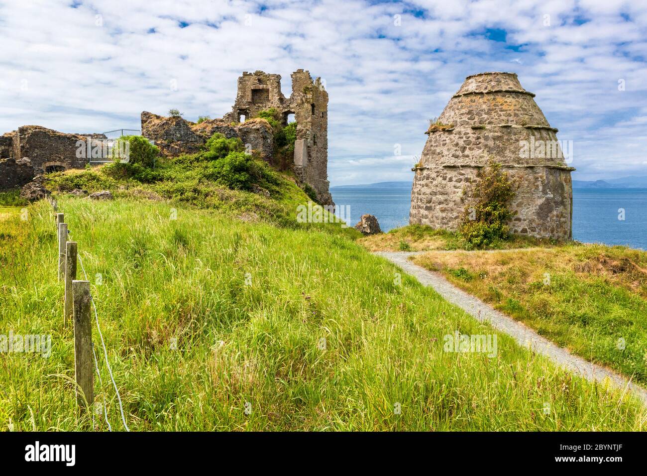 Dovecot hi-res stock photography and images - Alamy