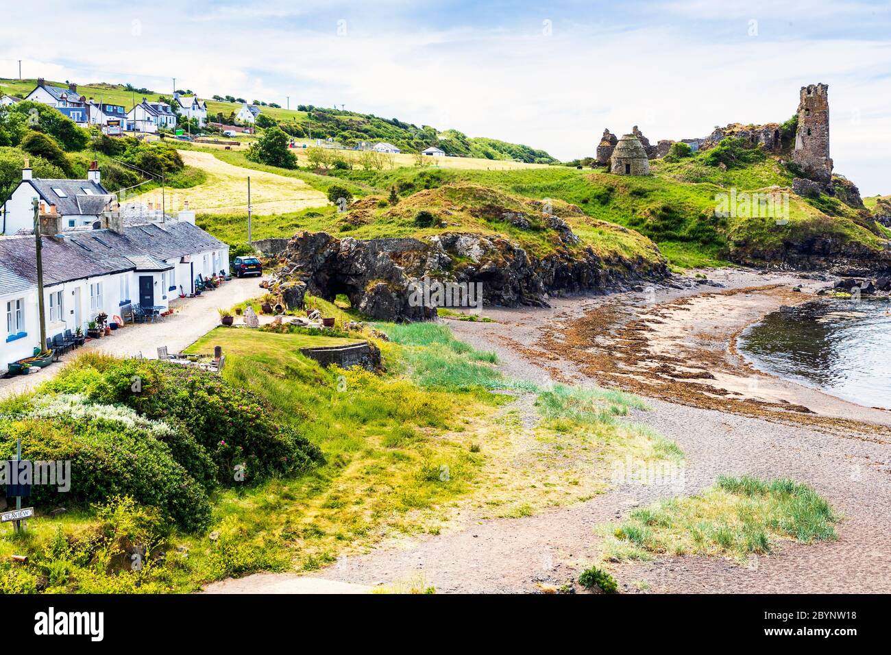 Castle ruins overlooking village hi-res stock photography and images ...