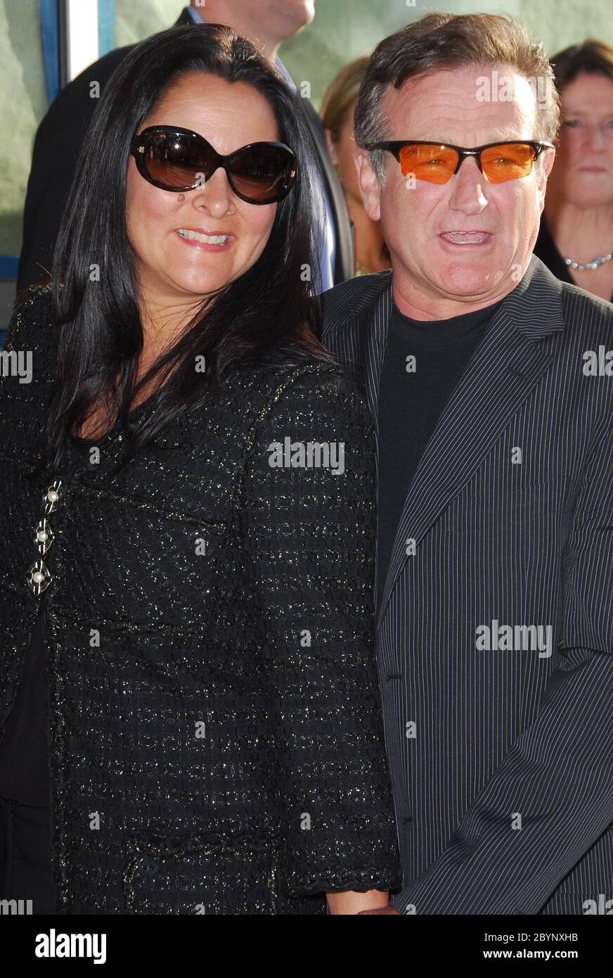 Marsha Williams and Robin Williams at the World Premiere of "License To ...