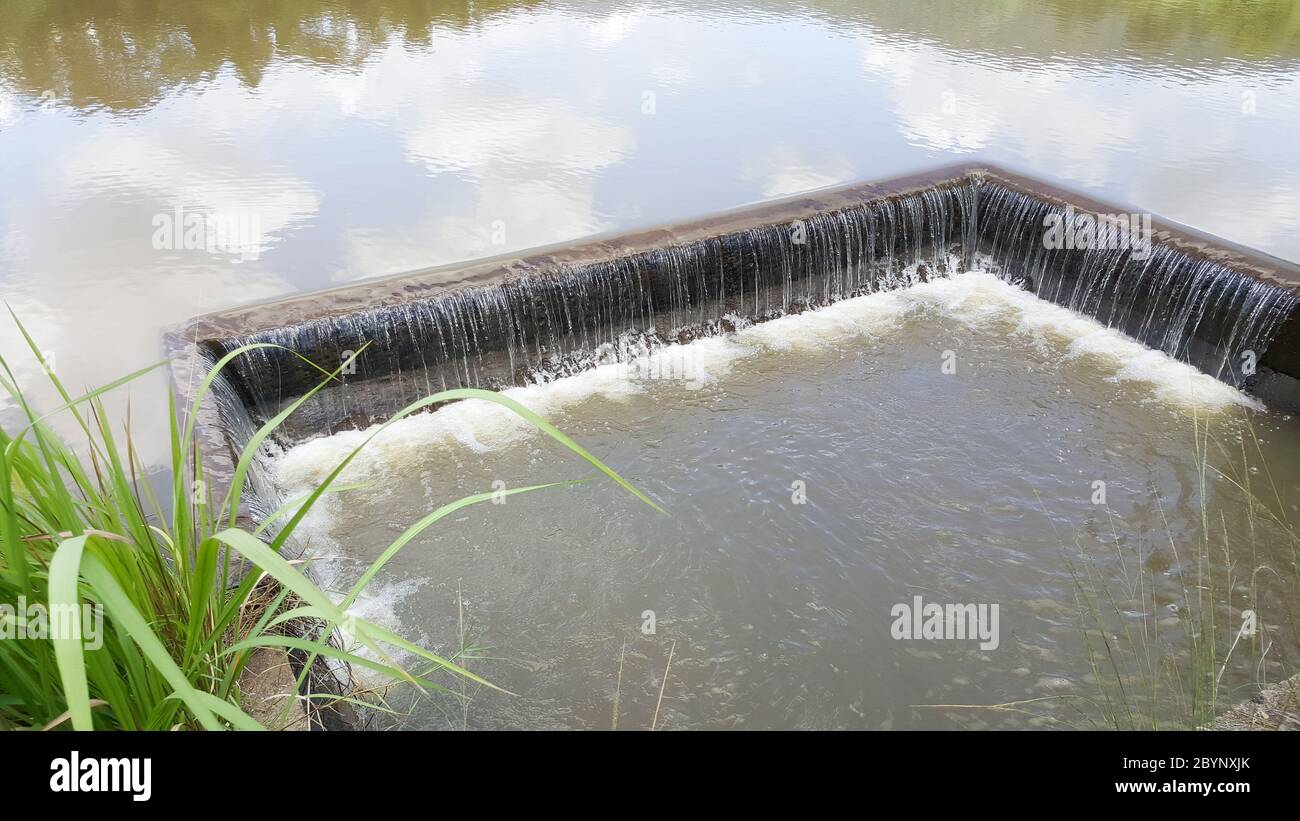 Check dam structure hi-res stock photography and images - Alamy