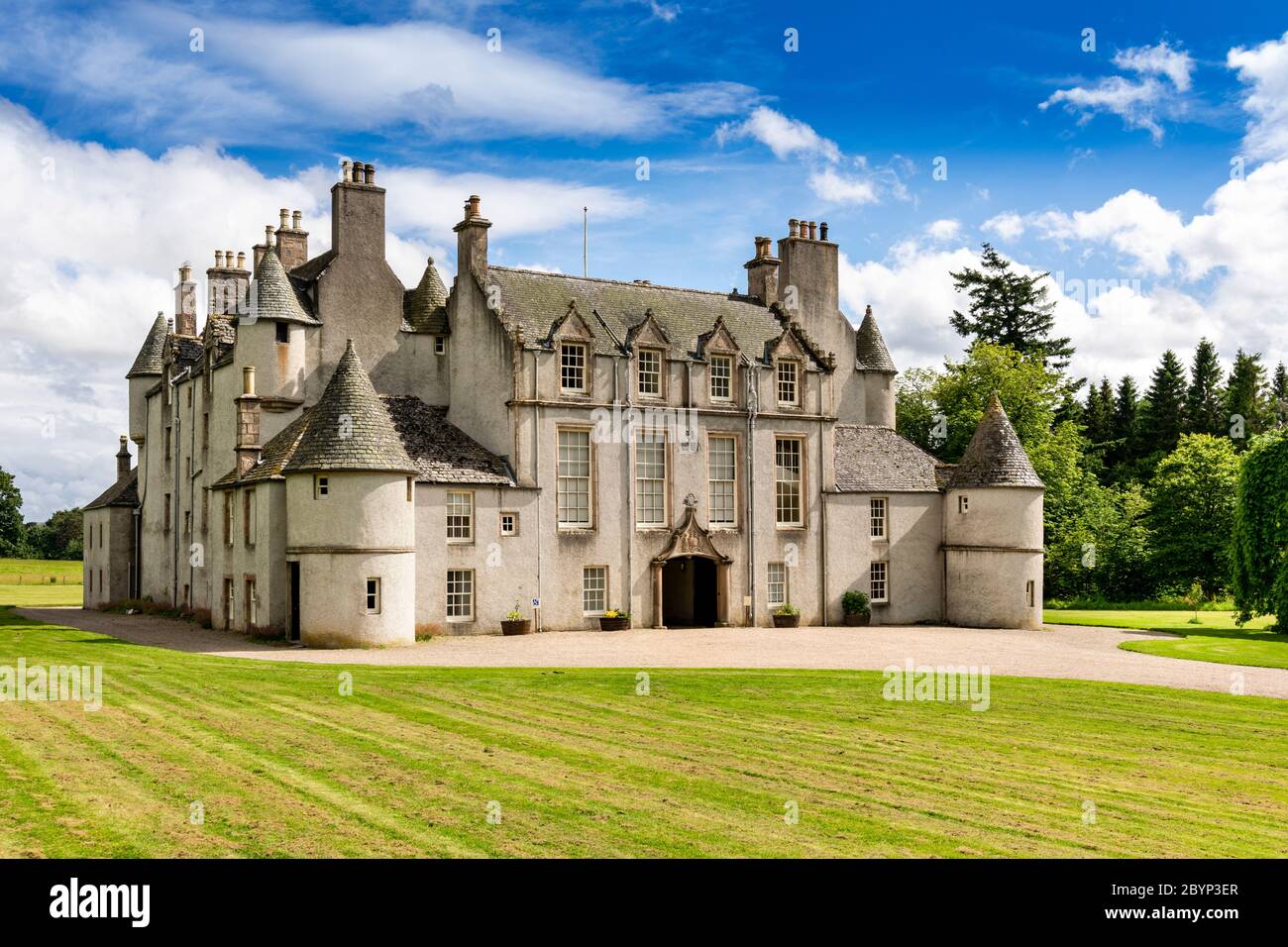 LEITH HALL GARDENS KENNETHMONT ABERDEENSHIRE SCOTLAND FORTIFIED COUNTRY ...