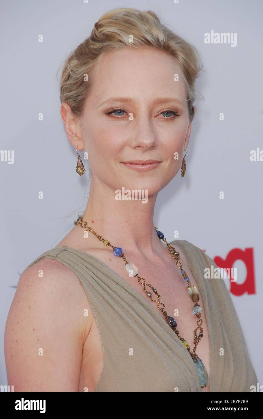 Anne Heche at the 35th Annual AFI Life Achievement Award: A Tribute To ...
