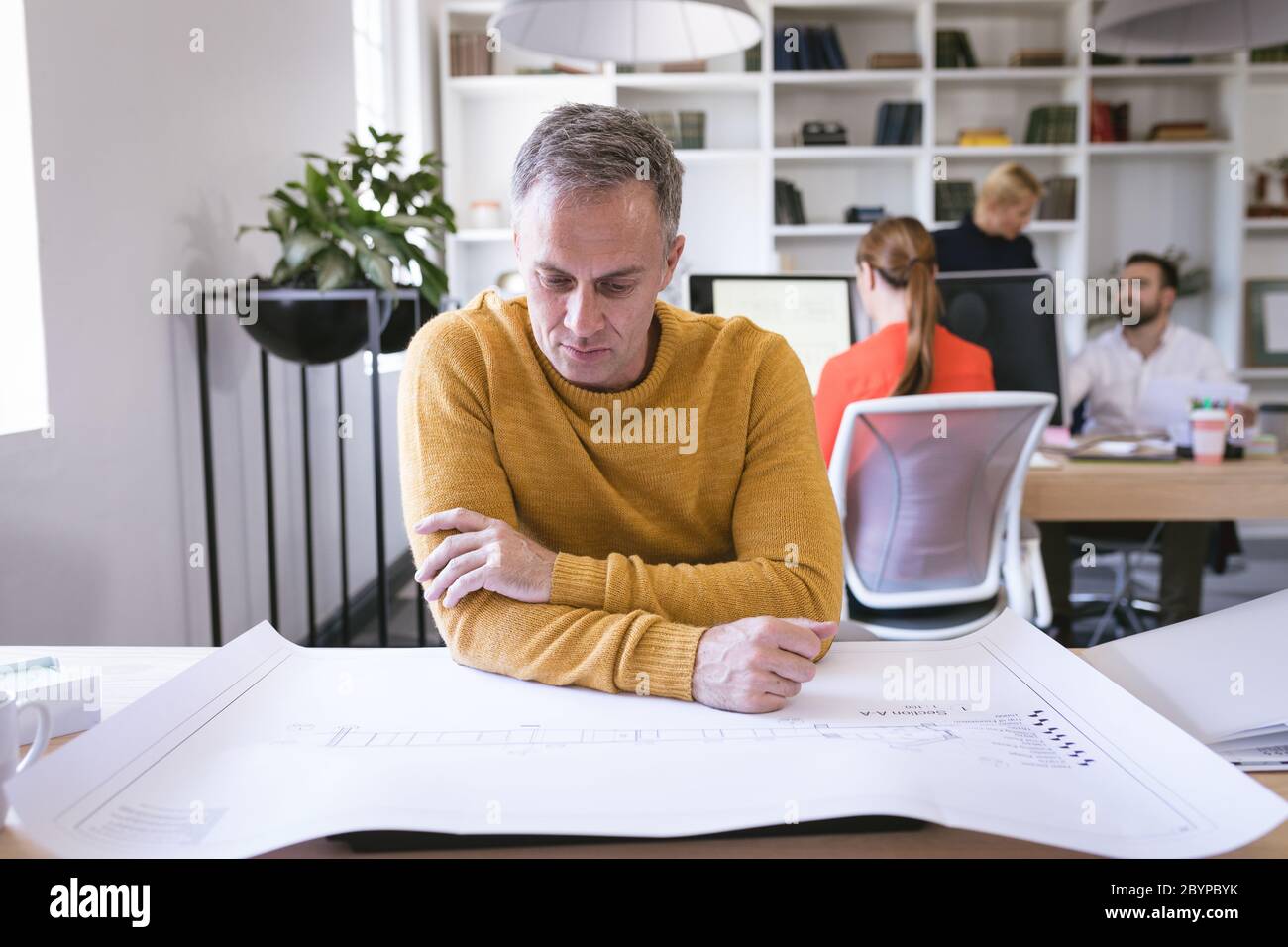 Map searching hi-res stock photography and images - Alamy