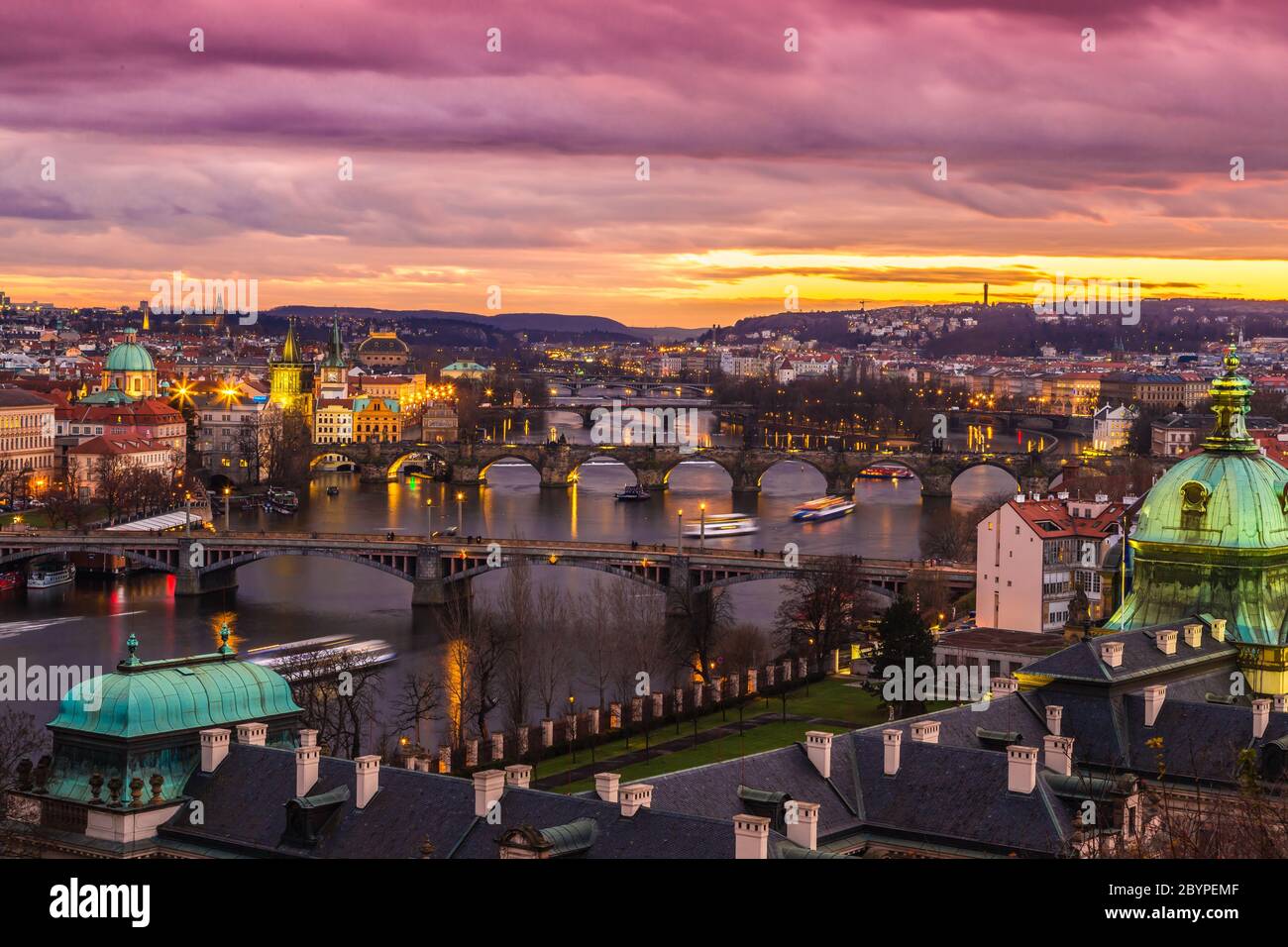 Beautiful panoramic view prague bridges hi-res stock photography and ...