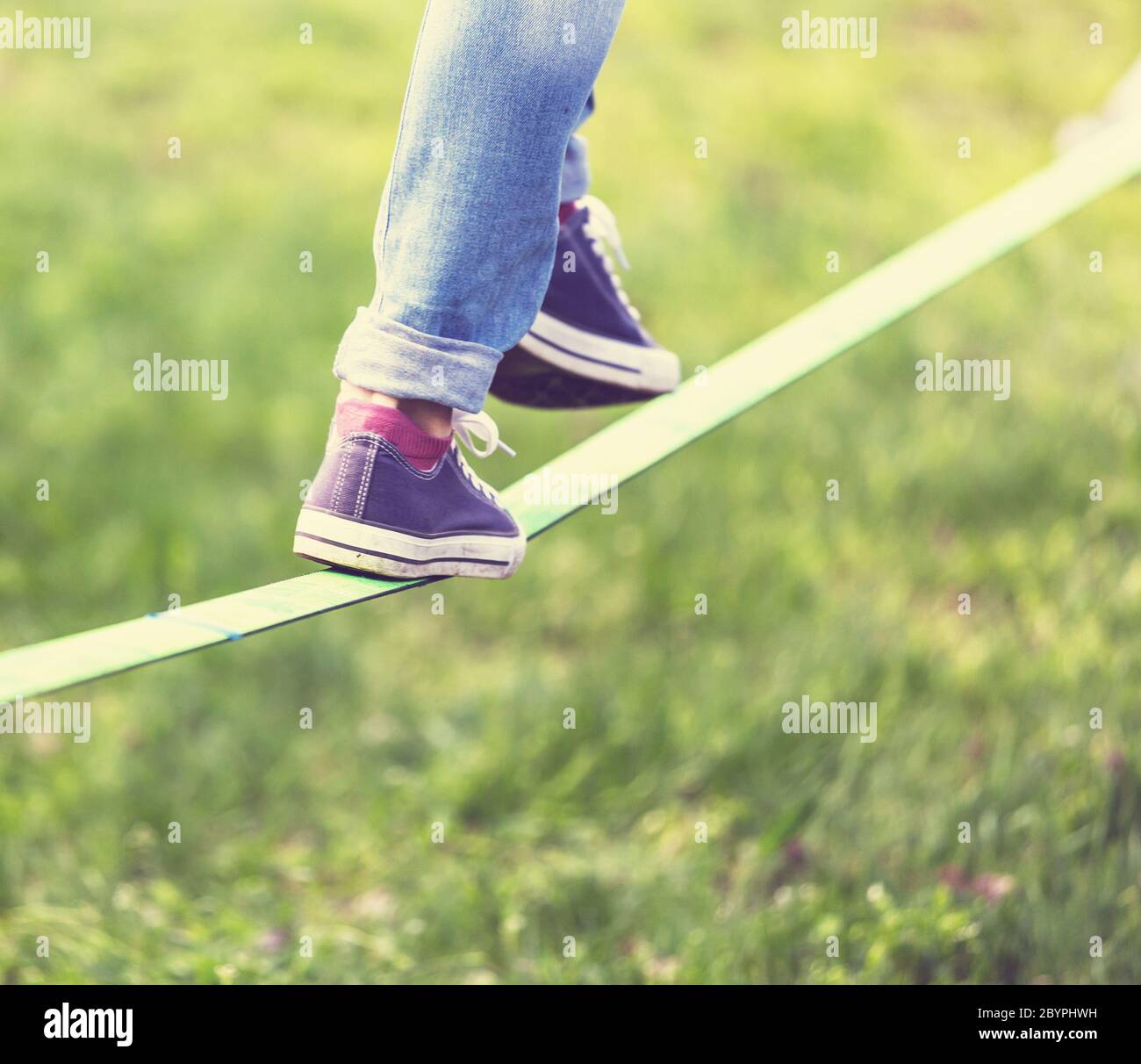 Slack lining hi-res stock photography and images - Alamy