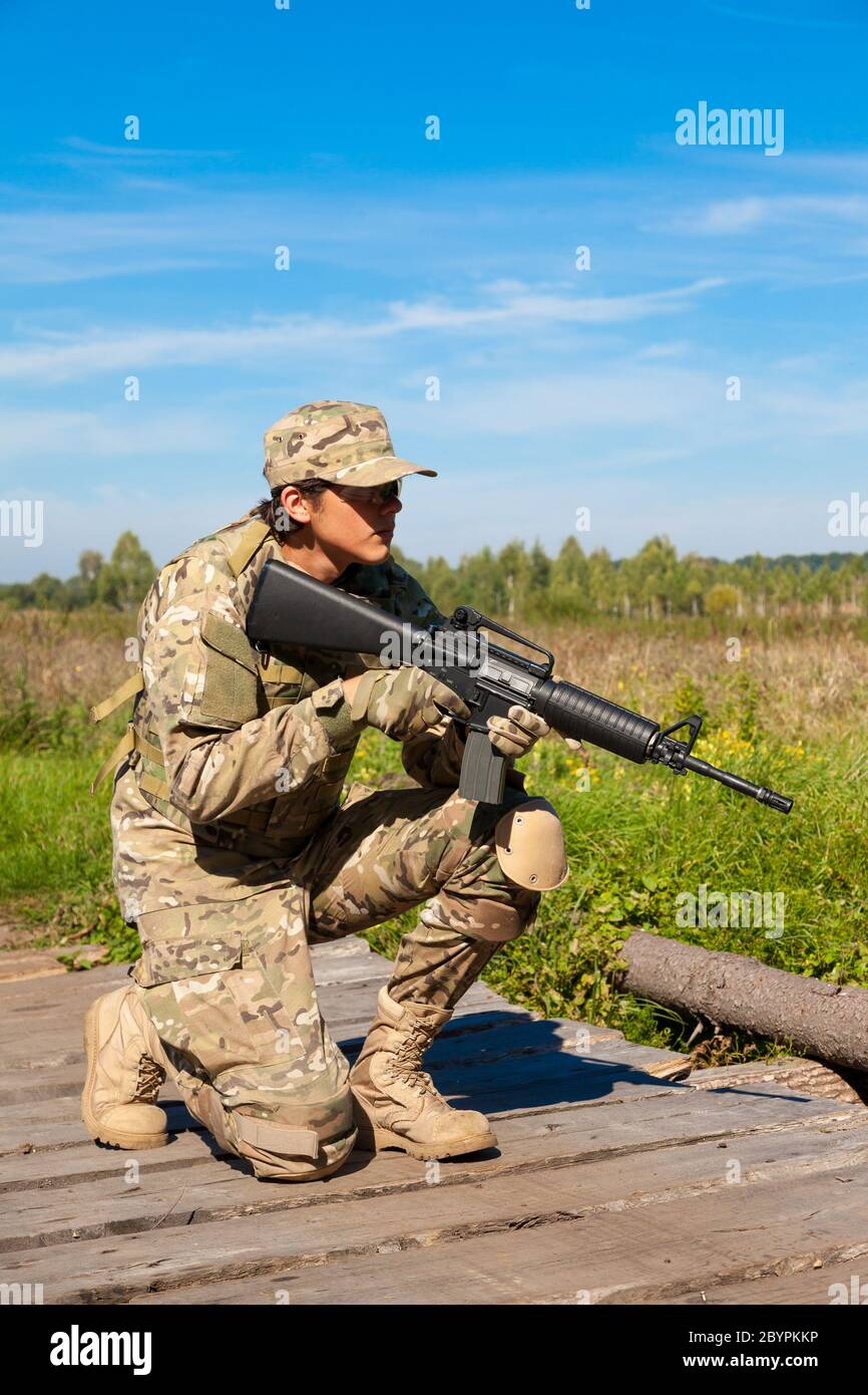 Soldier with a rifle Stock Photo - Alamy