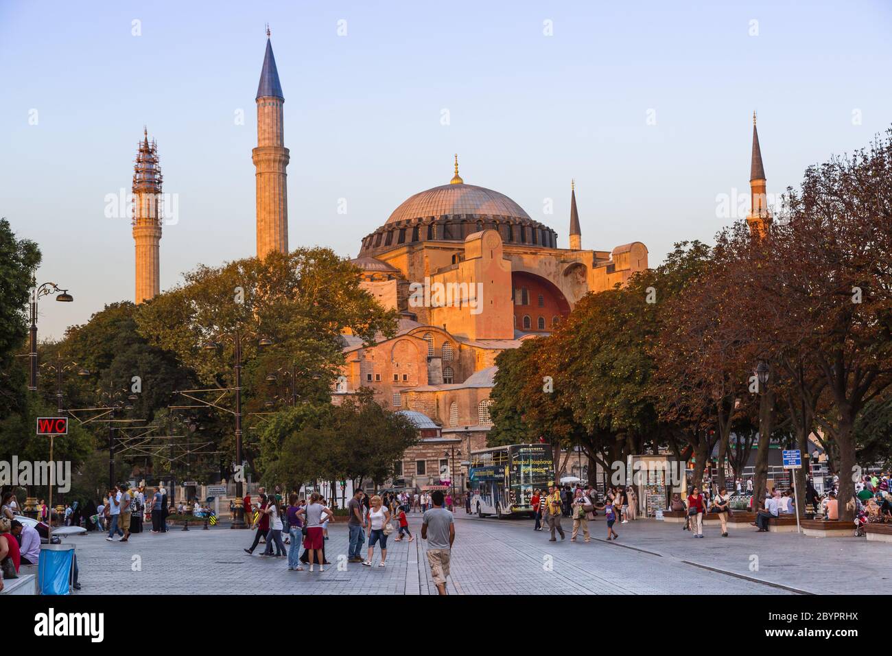 The monument most famous of istanbul turkey hi-res stock photography ...