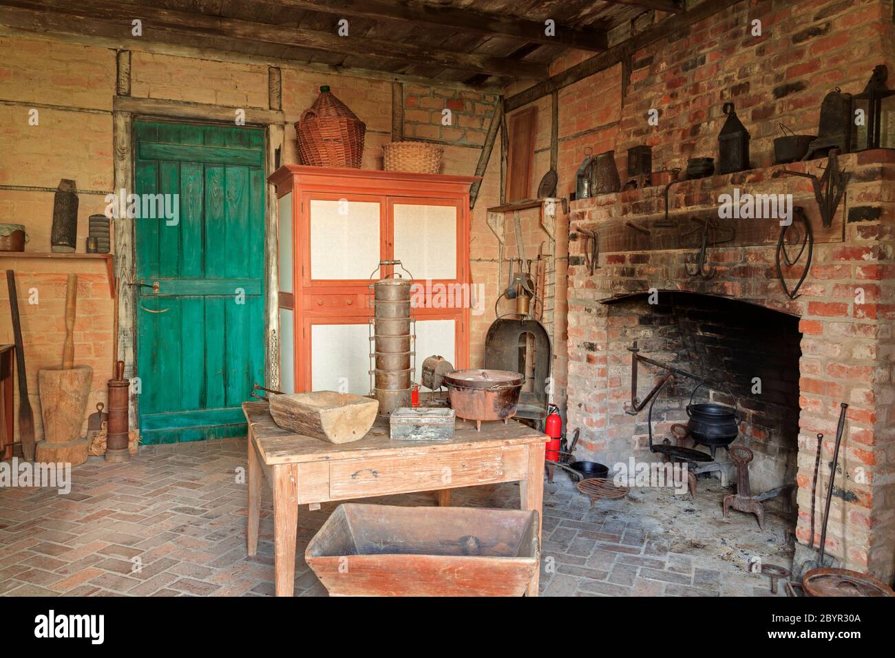 Kitchen in Overseer's House, Rural Life Museum, Baton Rouge, Louisiana ...