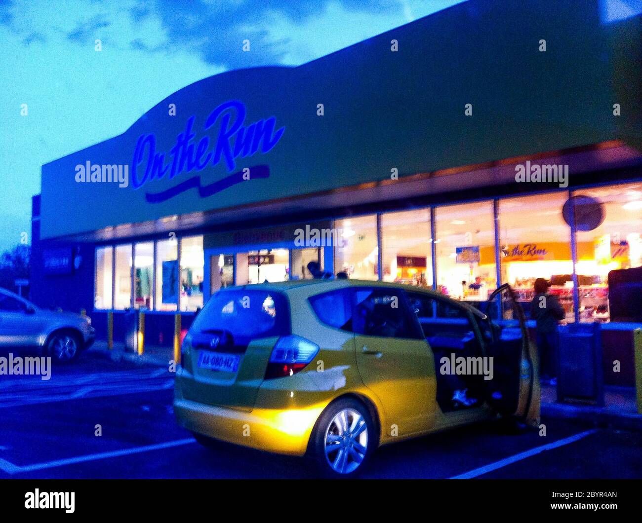 France service station motorway hi-res stock photography and images - Alamy