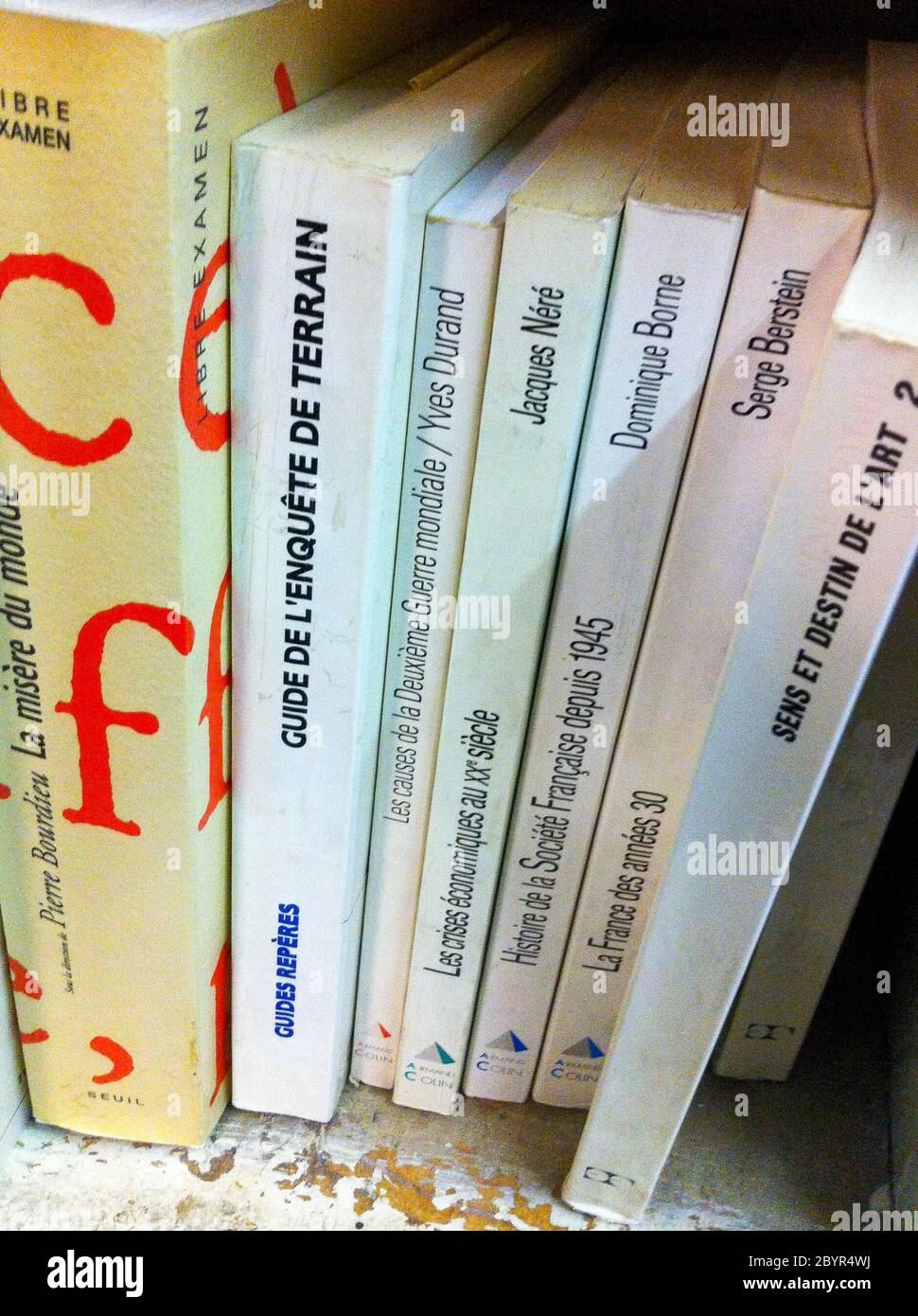 Second-hand bookshop, Lyon, France Stock Photo - Alamy