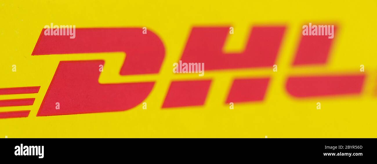 Dhl ecommerce hi-res stock photography and images - Alamy