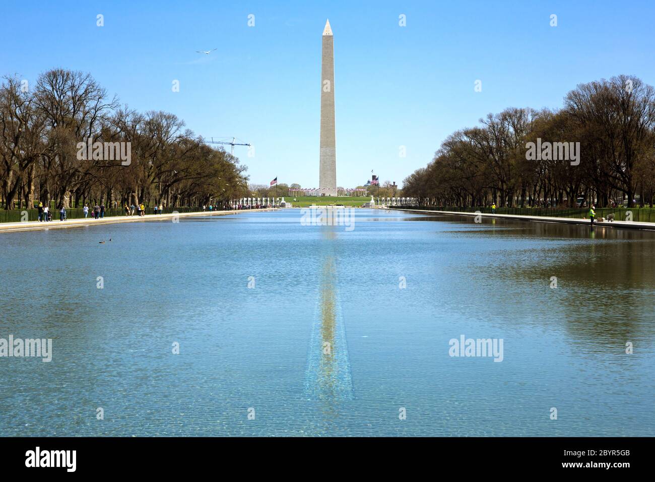 Washington Monument in new reflecting pool Stock Photo - Alamy