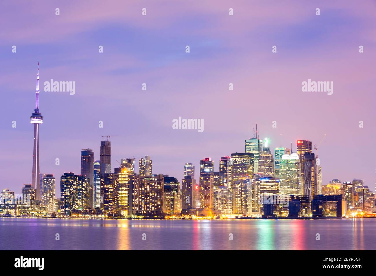Toronto Skyline at dusk Stock Photo - Alamy