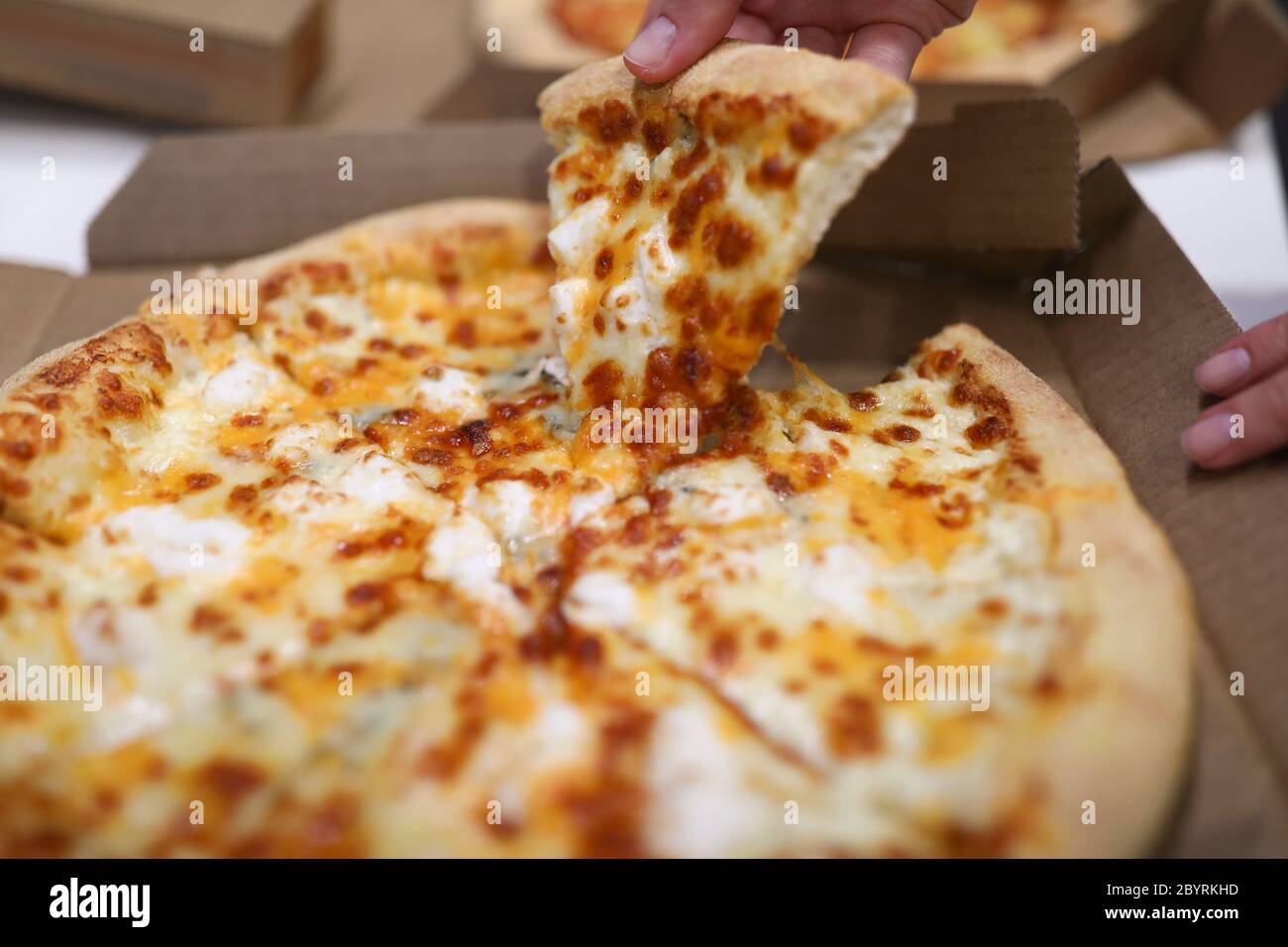 Large family lunch hi-res stock photography and images - Alamy