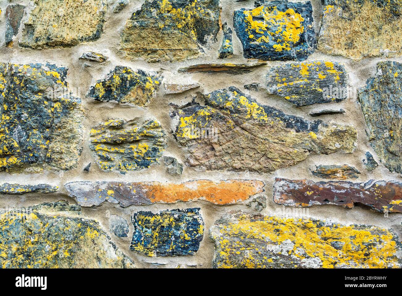Stone fence hi-res stock photography and images - Alamy