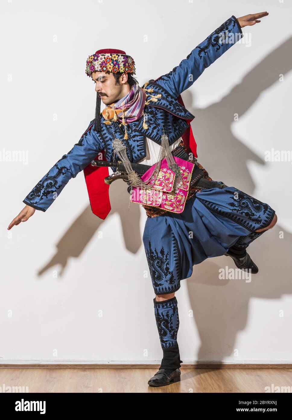 Turkish dance hi-res stock photography and images - Alamy