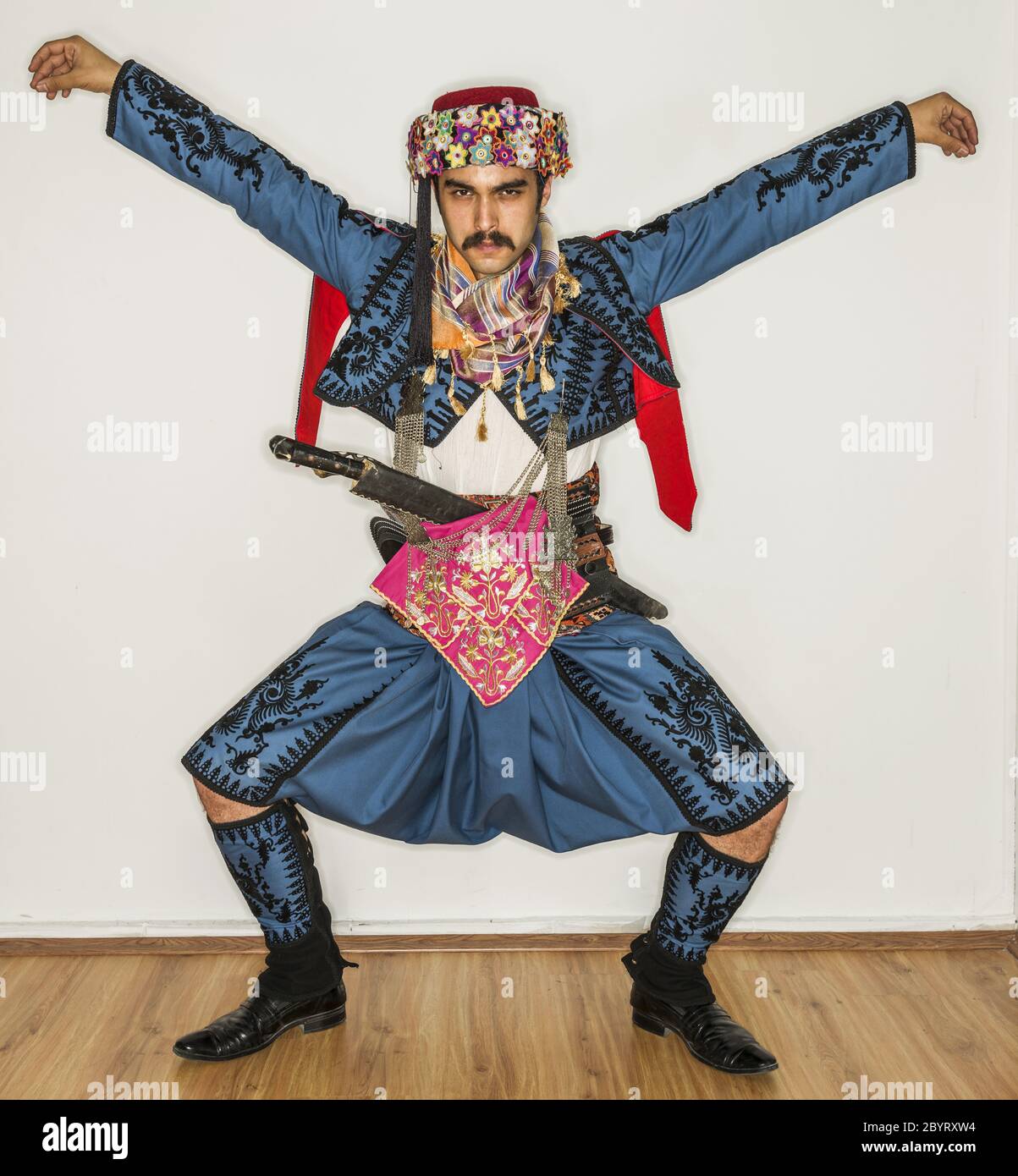 Turkish dance hi-res stock photography and images - Alamy