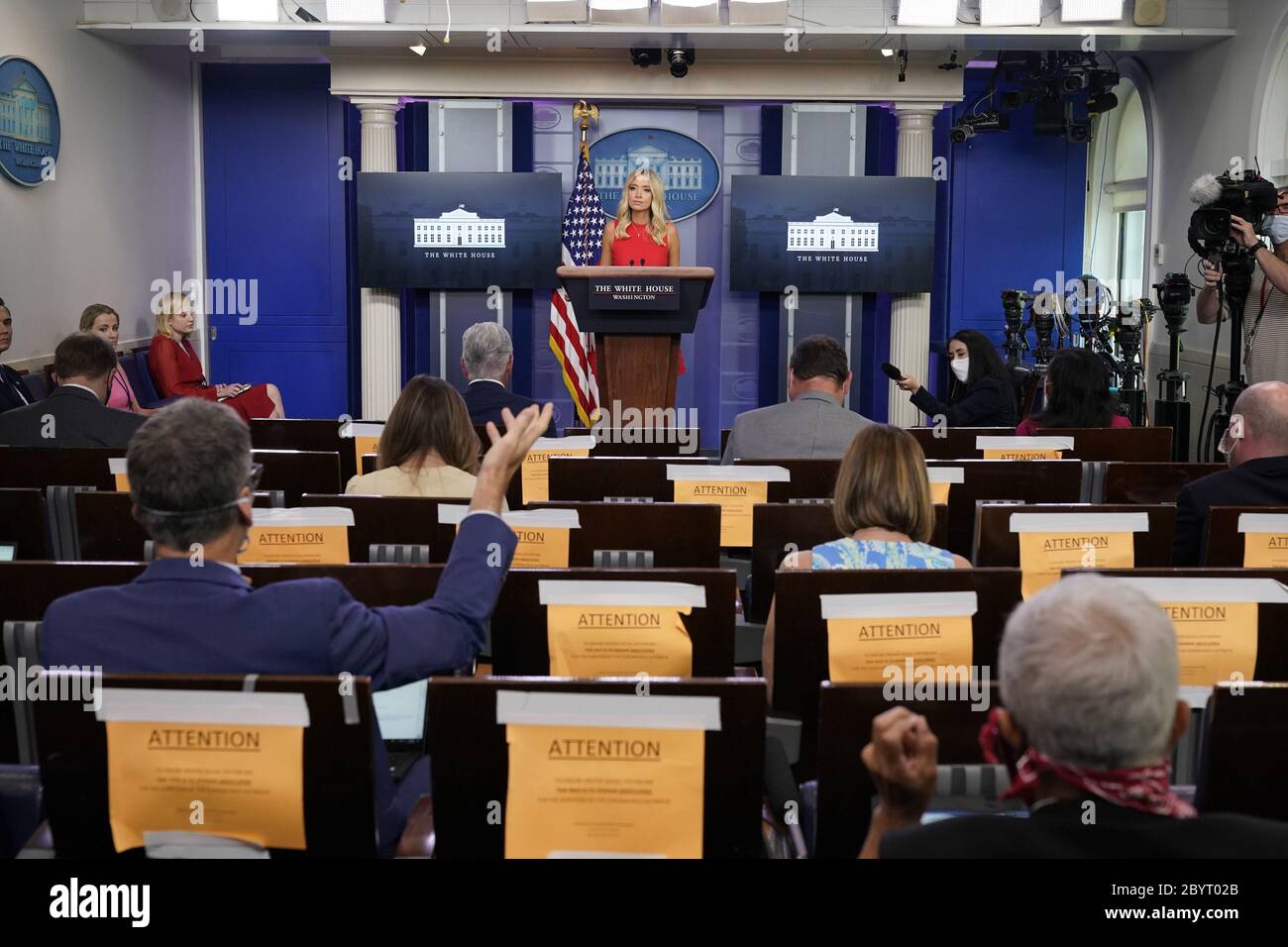 White house press secretary kayleigh hi-res stock photography and ...