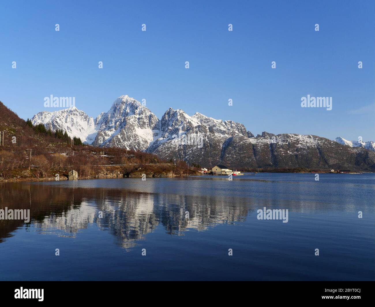 Fjorn hi-res stock photography and images - Alamy