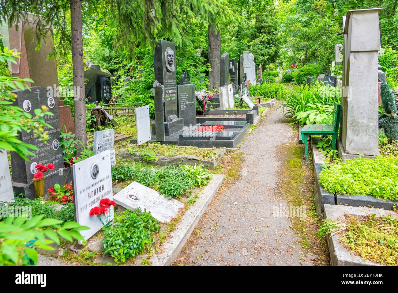 Novodevichy cemetery hi-res stock photography and images - Alamy