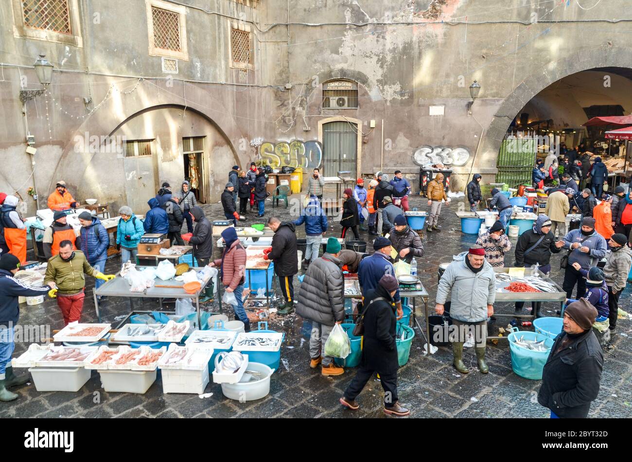 Life in the fish market in the center of Catania, Sicily, Italy Stock ...