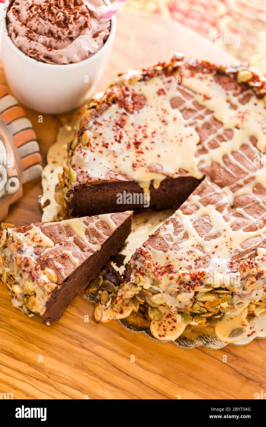 Maya Spice torte Stock Photo - Alamy