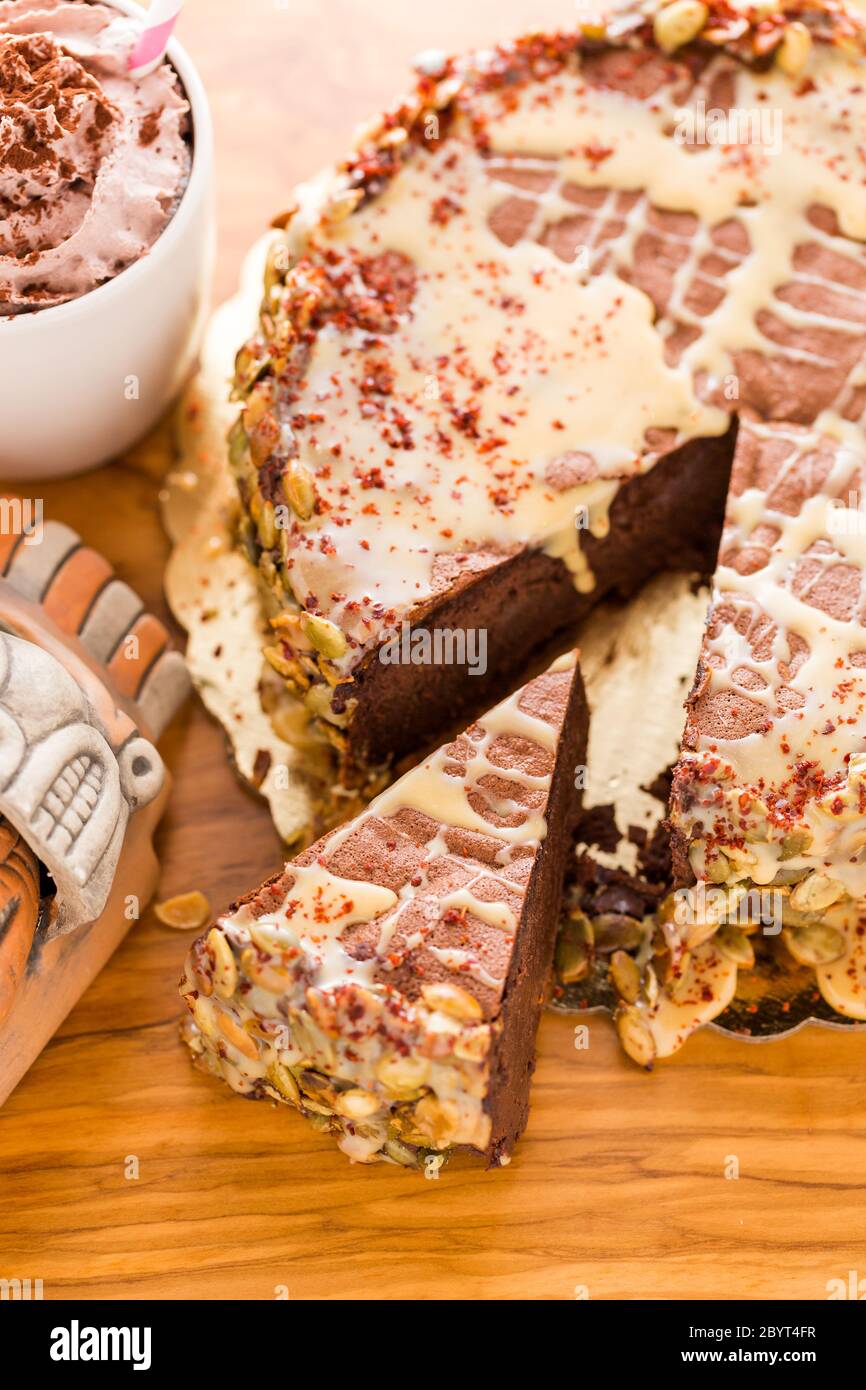 Maya Spice torte Stock Photo - Alamy