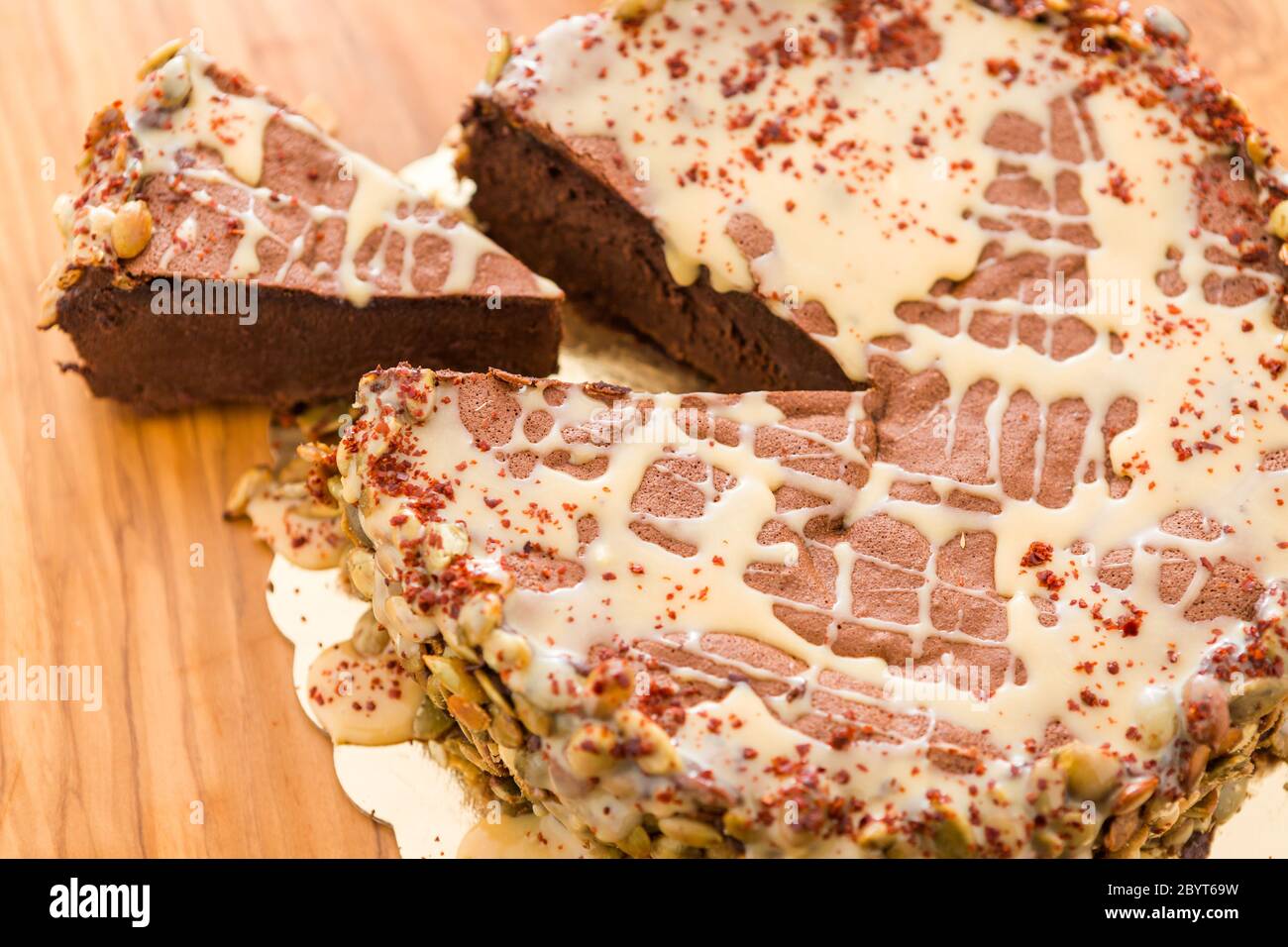 Maya Spice torte Stock Photo - Alamy