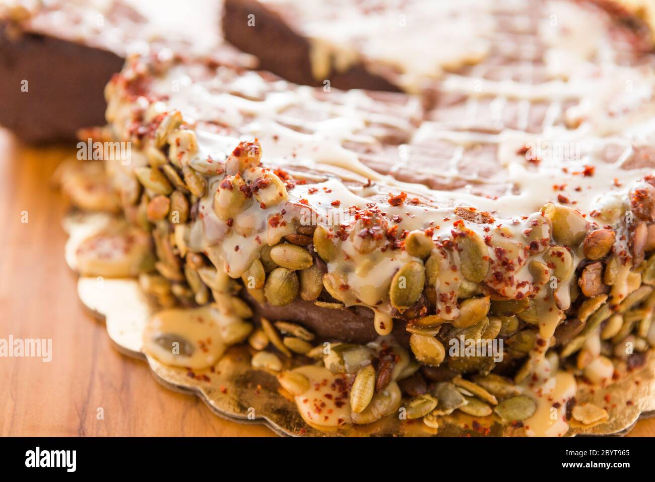 Maya Spice torte Stock Photo - Alamy
