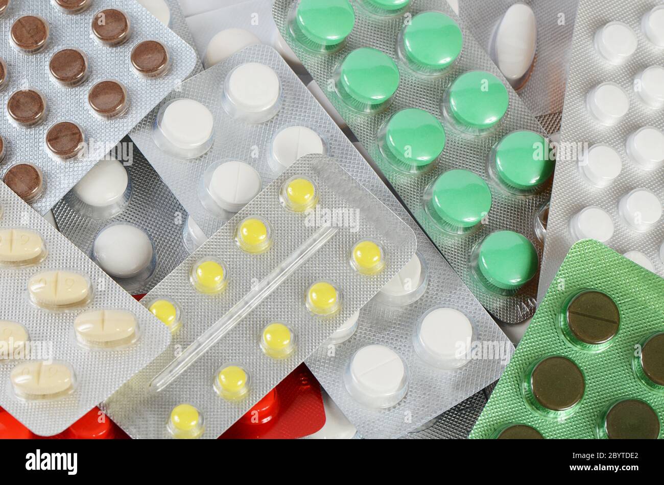 Medical tablets hi-res stock photography and images - Alamy