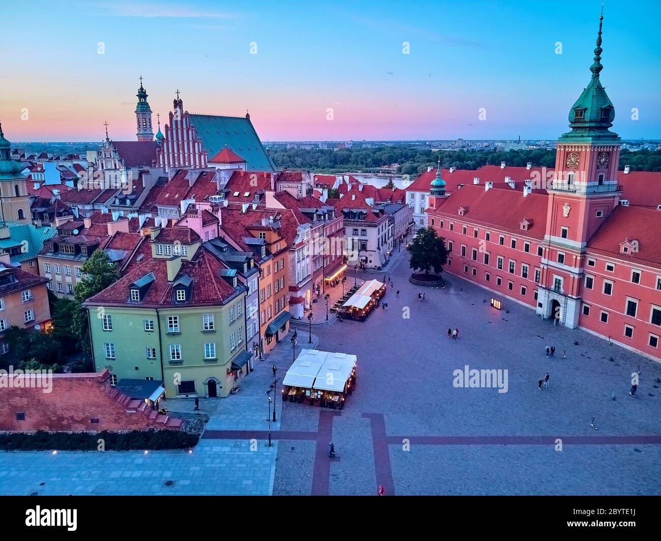 Beautiful panoramic aerial drone view on Warsaw Old town (Stare Miasto ...
