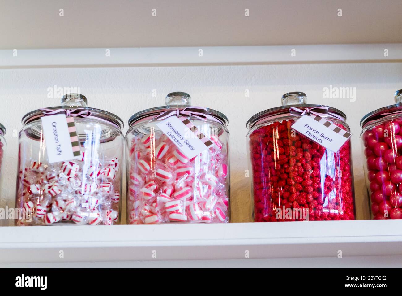 Candy shop interior hi-res stock photography and images - Alamy