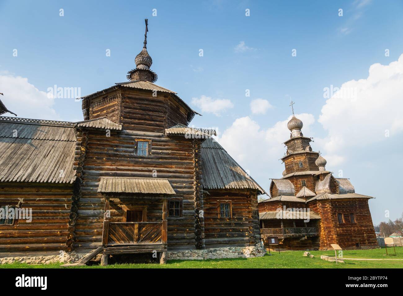 Suzdal, Russia - May 2019: Wooden traditional buildings in the museum ...