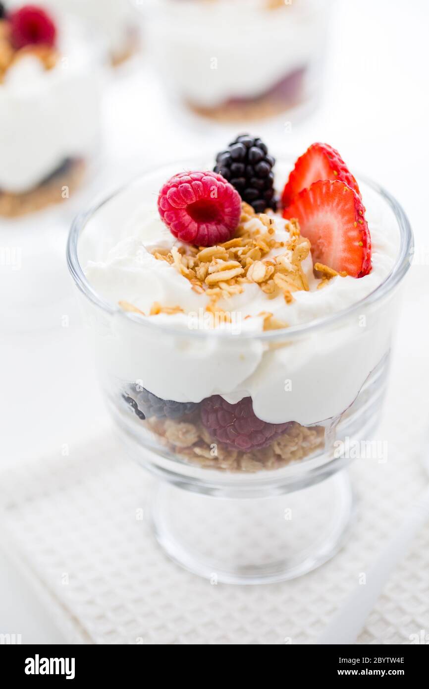 Parfait layering hi-res stock photography and images - Alamy