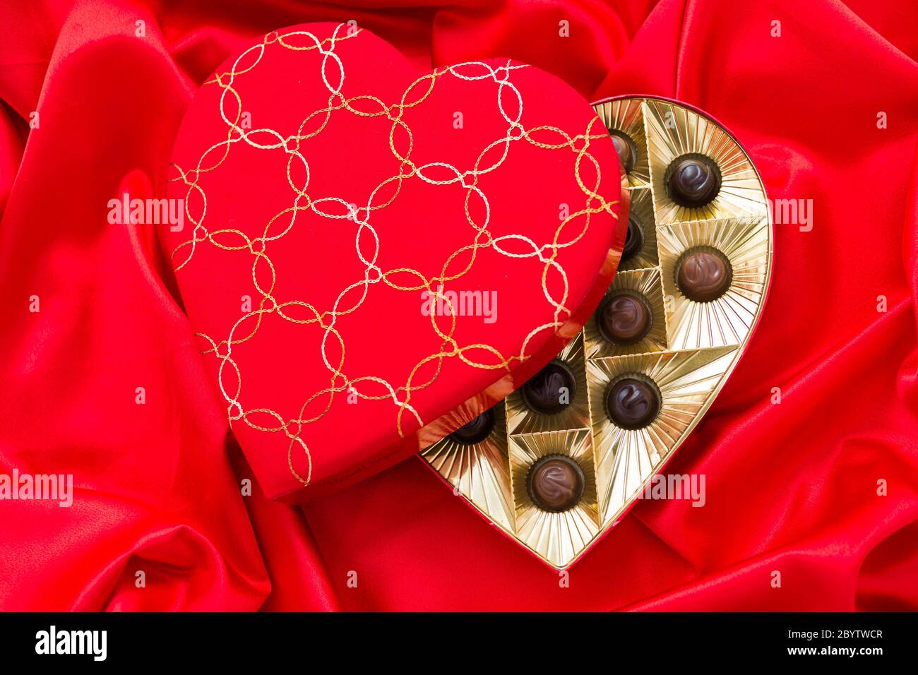 Fancy box chocolates hi-res stock photography and images - Alamy