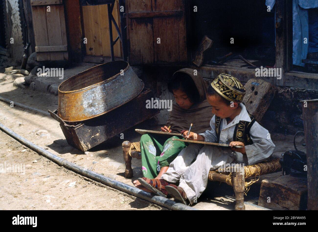 Children slate hi-res stock photography and images - Alamy