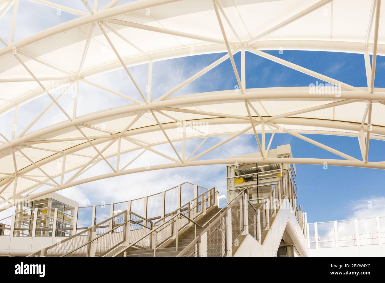 Temporary train platform hi-res stock photography and images - Alamy