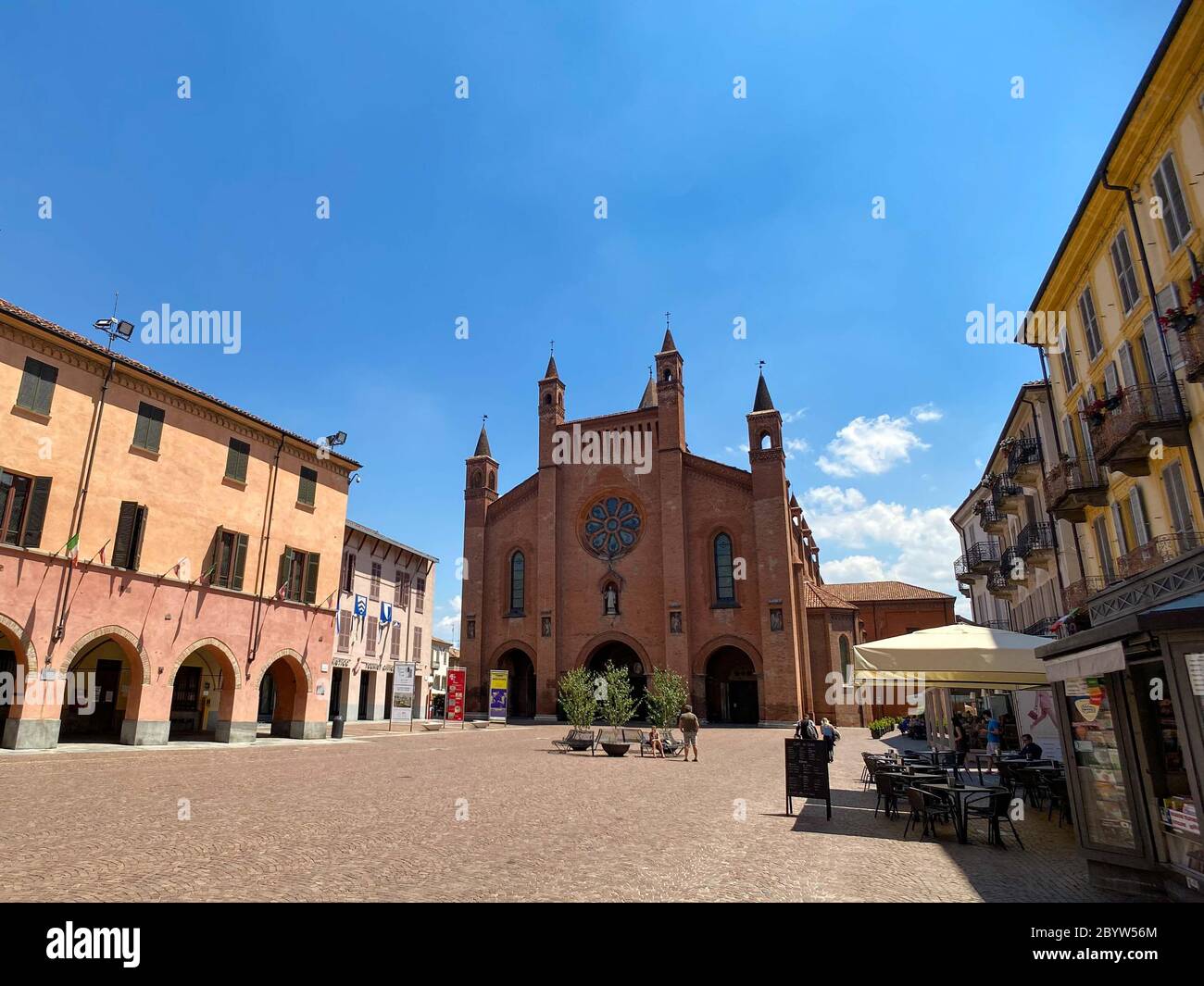 Alba italy cathedral hi-res stock photography and images - Alamy