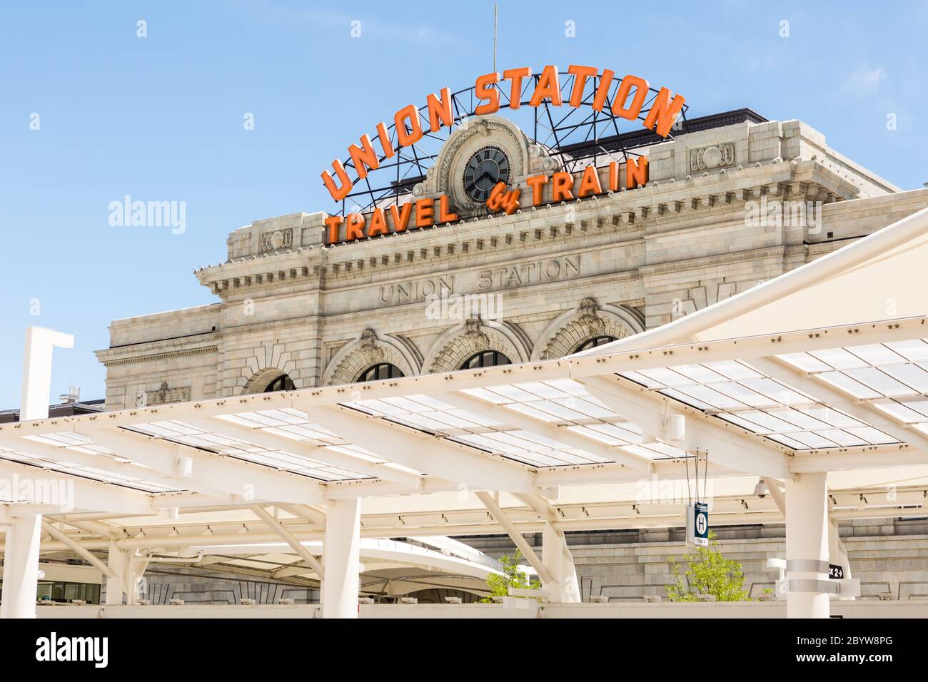 Temporary train platform hi-res stock photography and images - Alamy