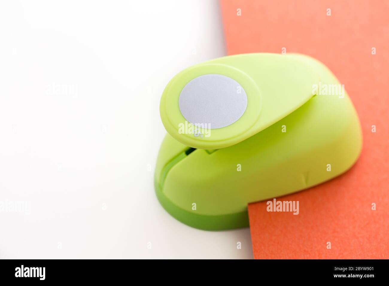 Paper craft cutting hi-res stock photography and images - Alamy