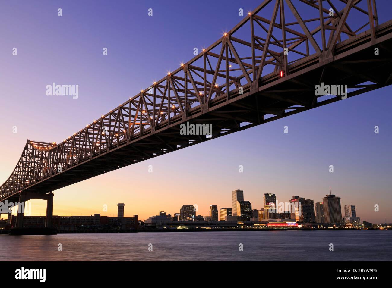 Crescent City Connection Bridge, New Orleans, Louisiana, USA Stock ...