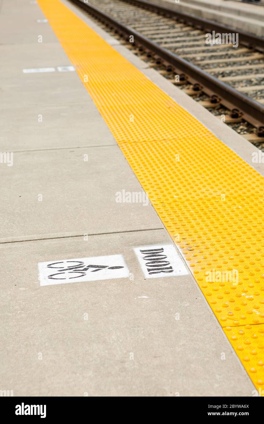 Light rail lightrail hi-res stock photography and images - Alamy
