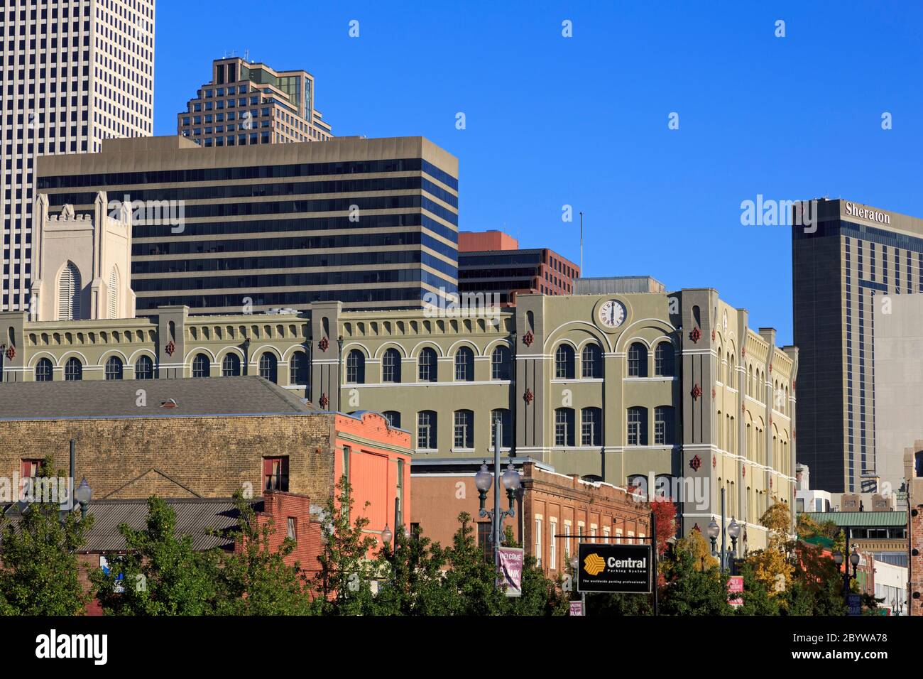 Magazine Street, Warehouse District, New Orleans, Louisiana, USA Stock ...